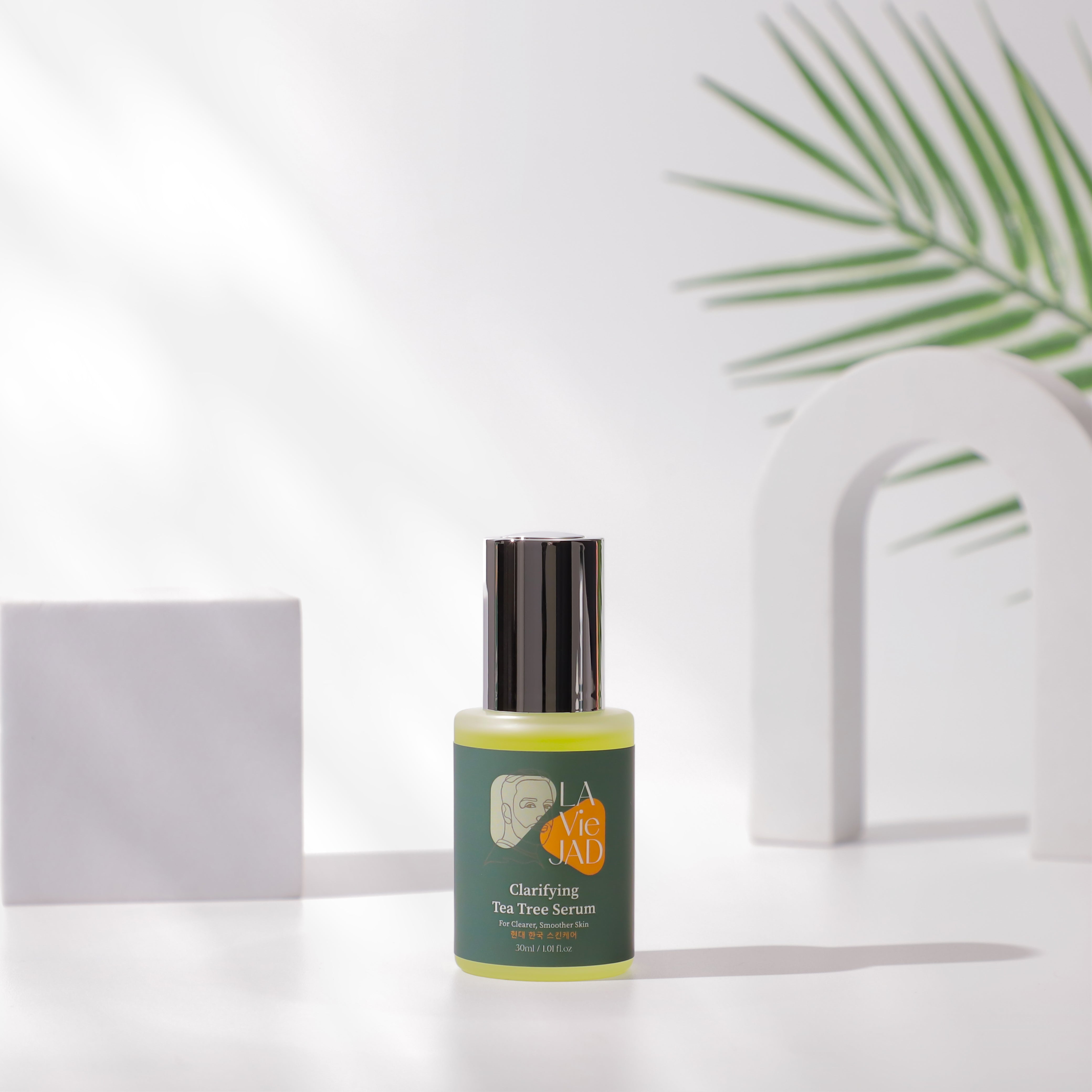Clarifying Tea Tree Serum – La Vie Jad